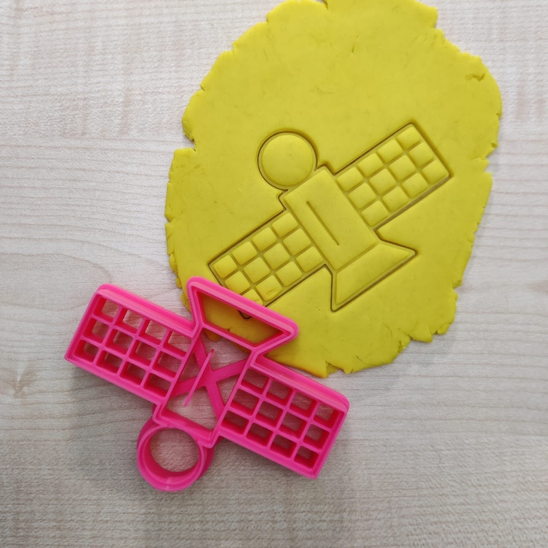 Space Theme Cookie Cutter Set Satellite, Space Shuttle, James Webb ...