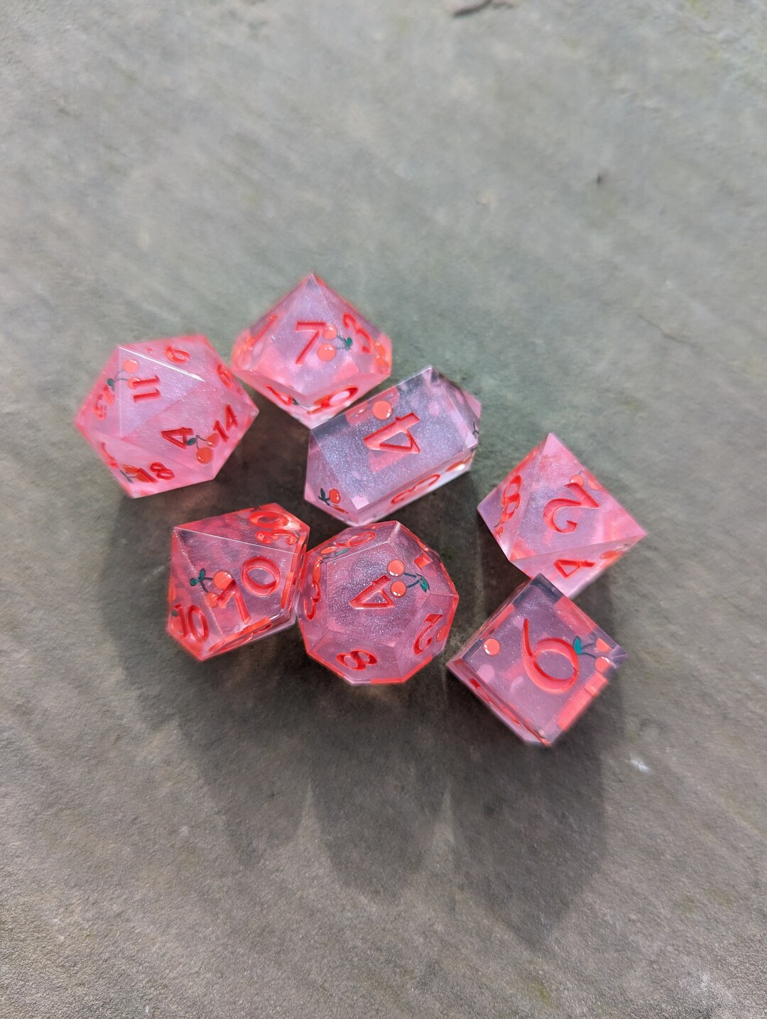 Cherry Pop Sharp Edge Polyhedral Dnd Dice Set Cherry Dice Set 7 Dice ...