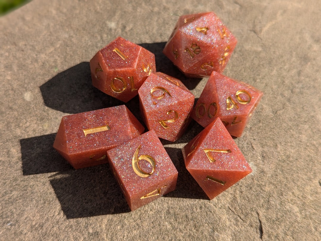 Cinder Chameleon | Polyhedral Sharp Edge Dnd Dice Set | Shimmery Red ...