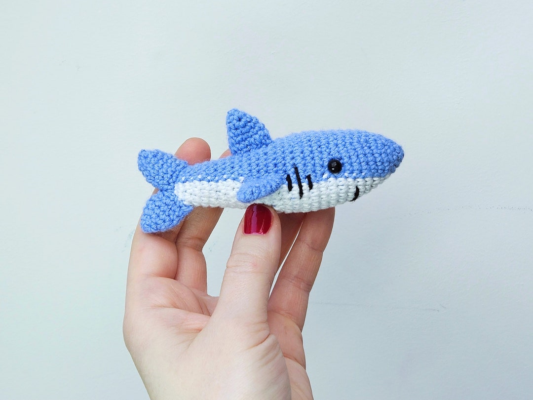 Baby Shark Crochet Pattern: Mini Amigurumi Keychain (PDF Pattern) - Etsy