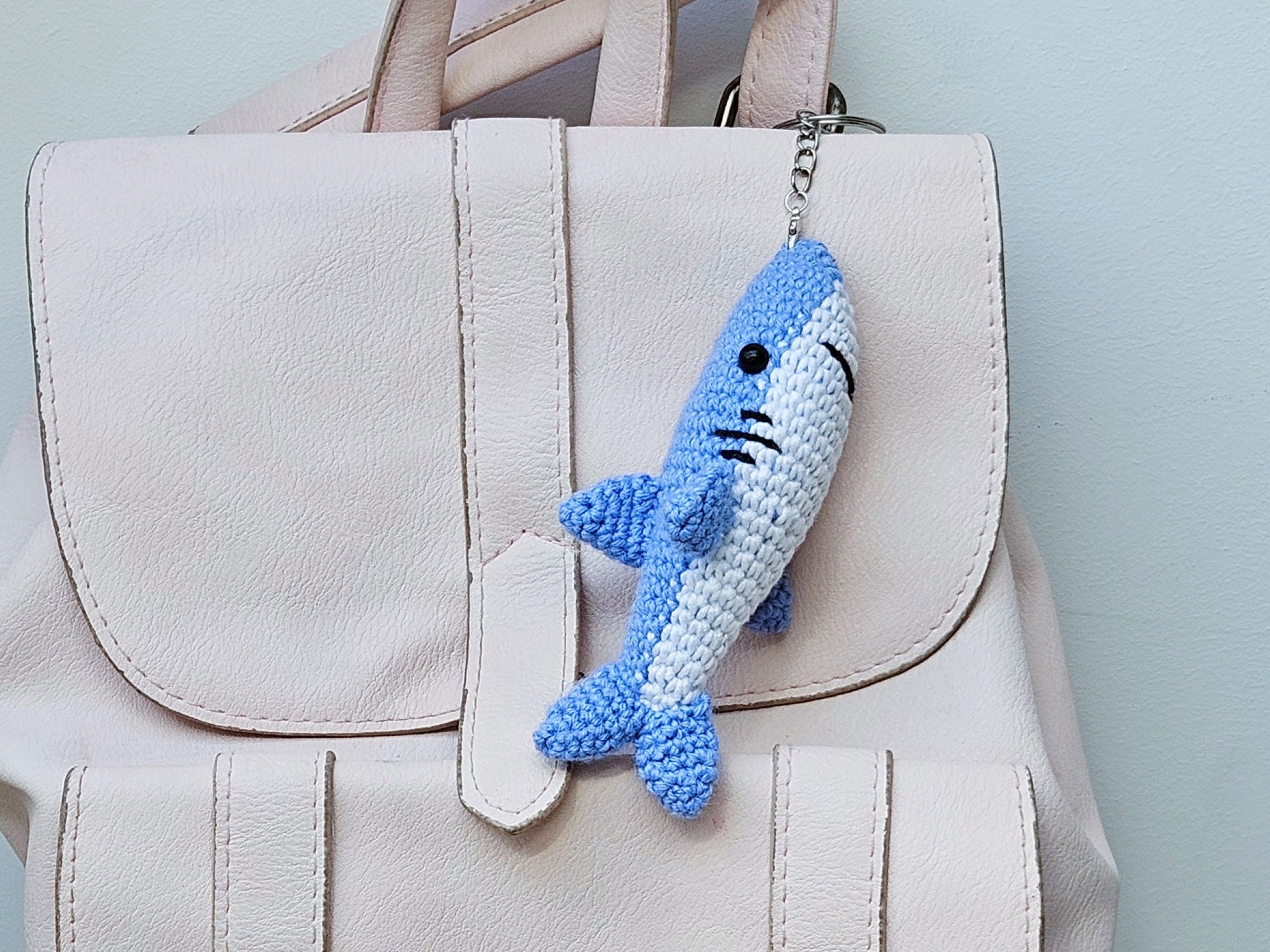 BABY SHARK Keychain Crochet Pattern. Mini Fish Toy Amigurumi. Blue and ...