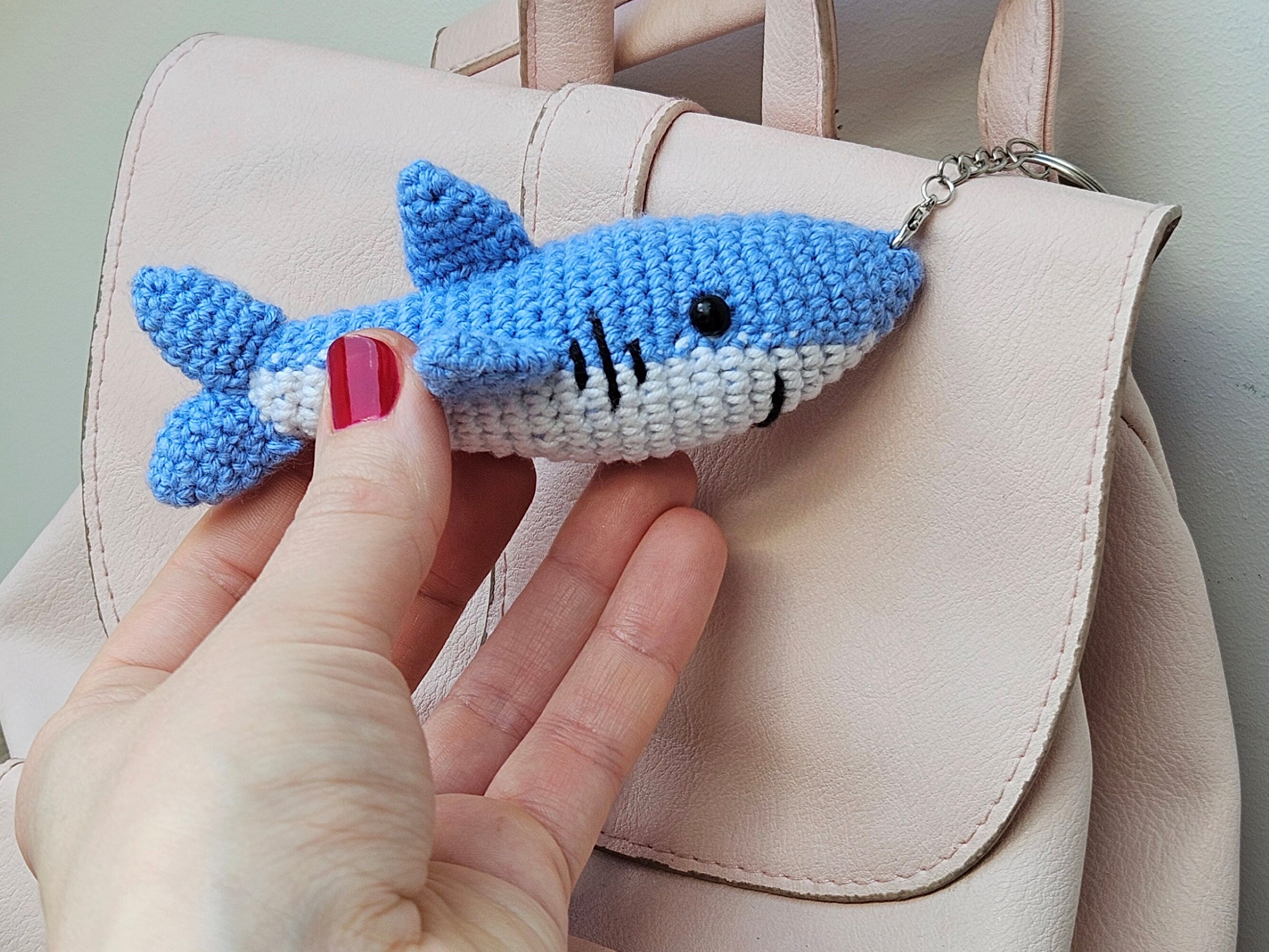 BABY SHARK Keychain Crochet Pattern. Mini Fish Toy Amigurumi. Blue and ...