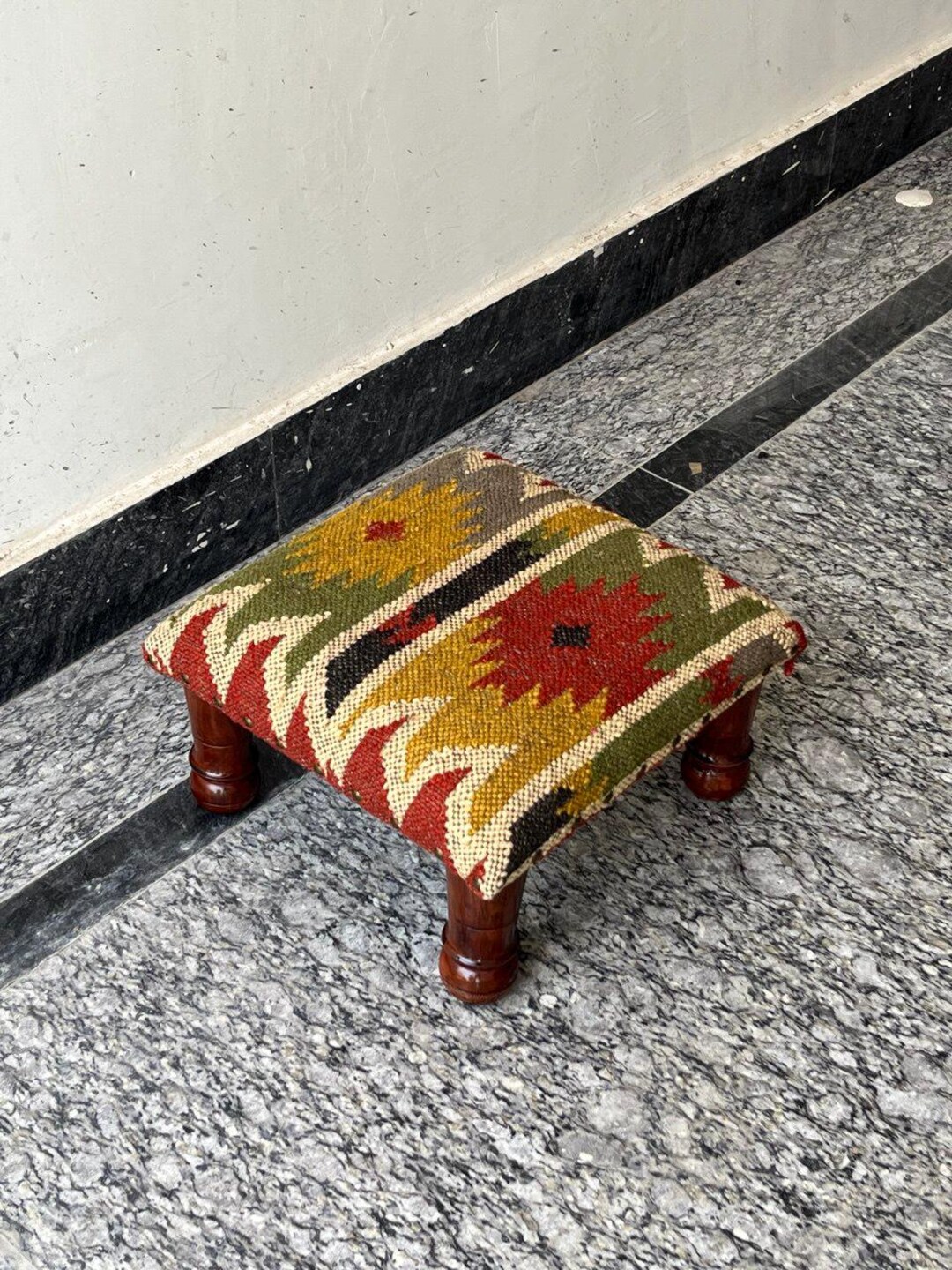 Footstool Pouf, Ottoman Stool, Boho Stool for Dressing Room, Portable ...