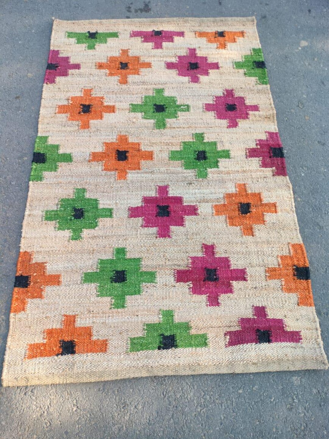 Indian Handwoven New Pattern Jute Rug, Livingroom/hallway Home Decor ...