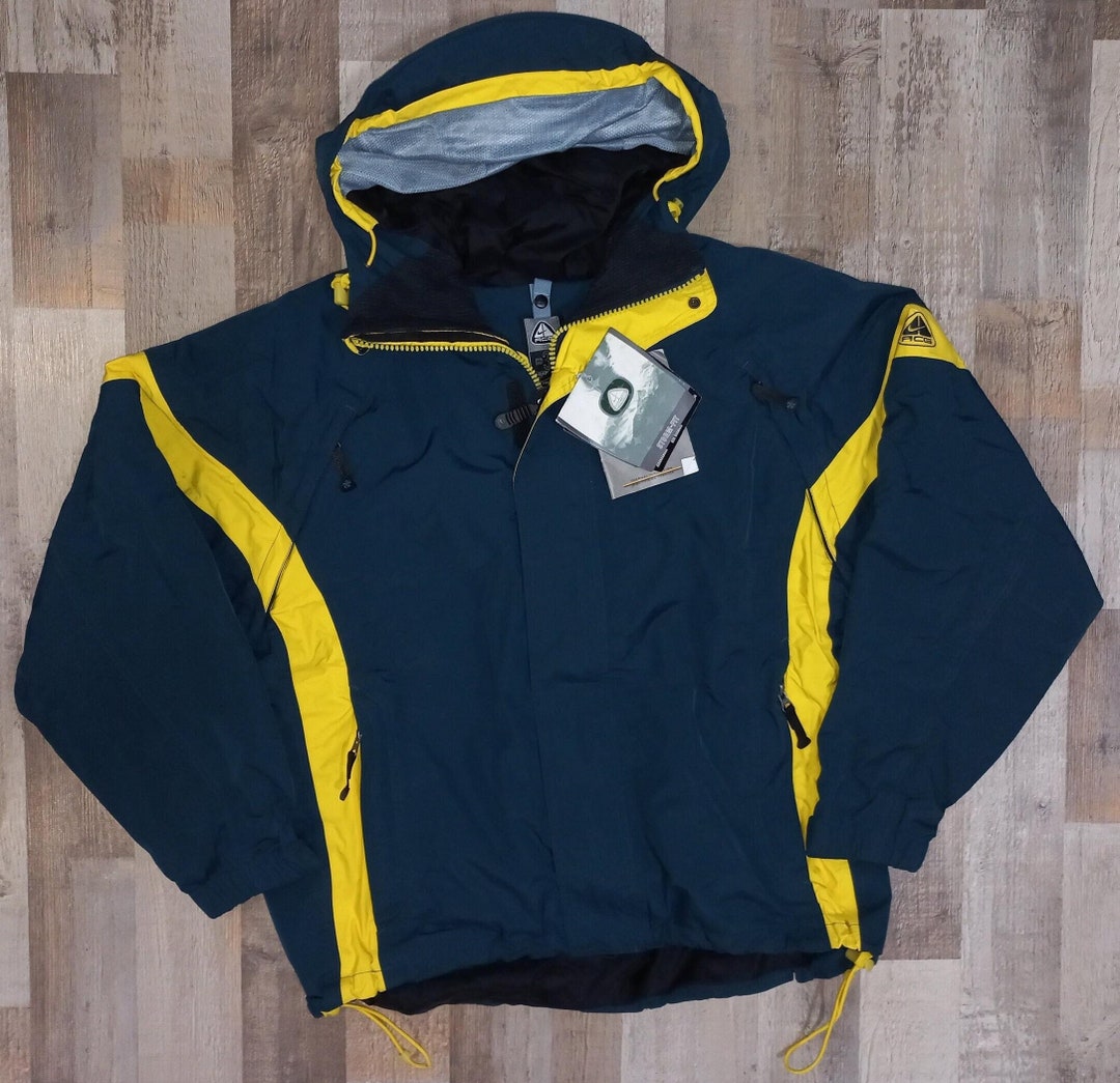 Nike ACG Storm-fit Thermore Snowboard/ski Jacket Size S With Tags - Etsy