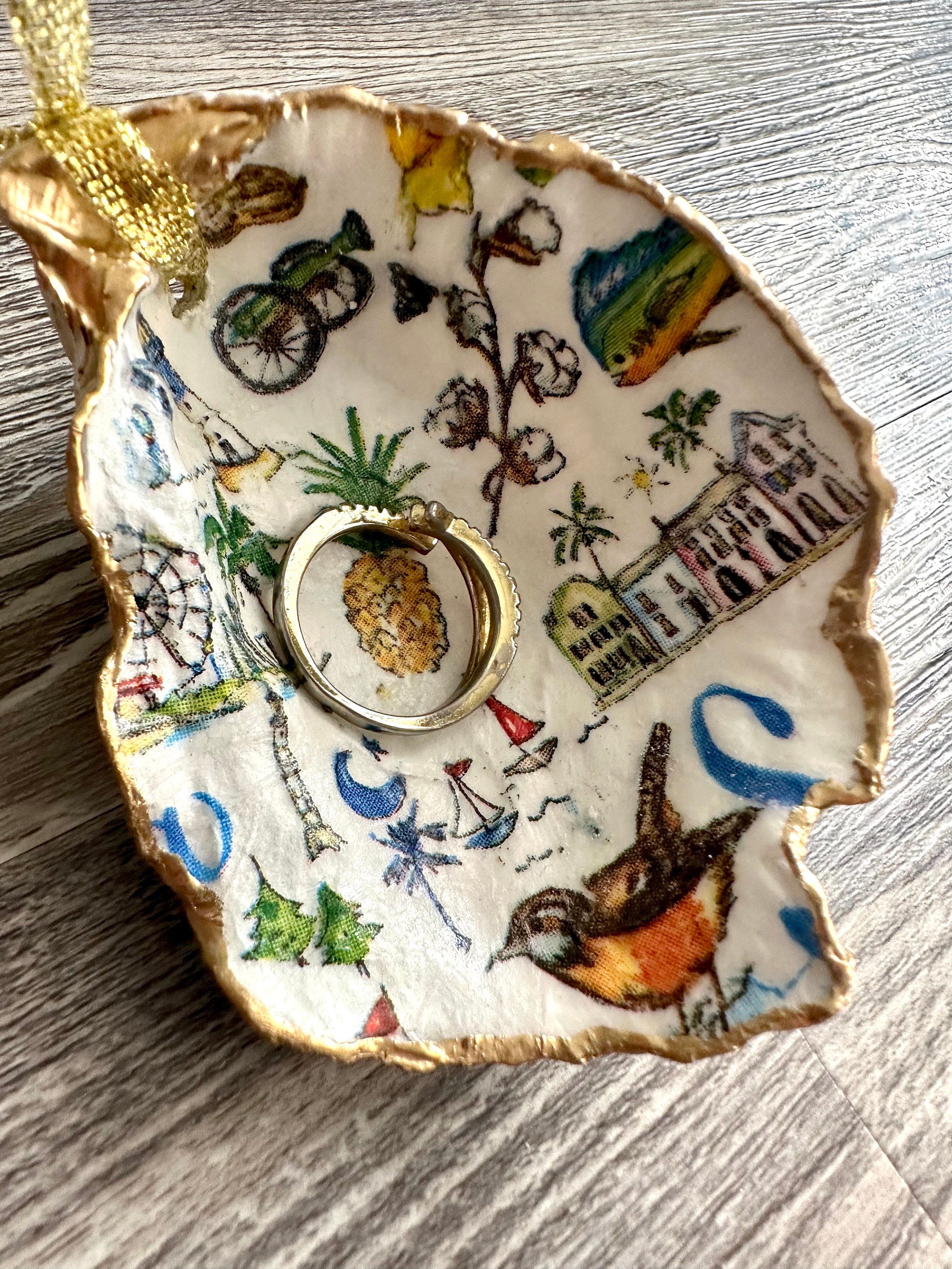 South Carolina Themed Oyster Shell Ornament/ Trinket Ring Dish Holiday ...