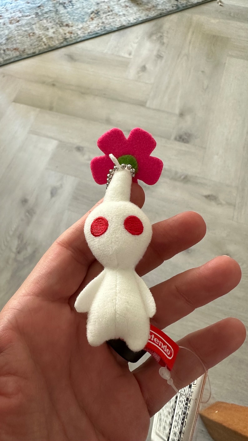 Pikmin Plush Keychains Official Nintendo Japan, Gamer Gift **US Tax ...