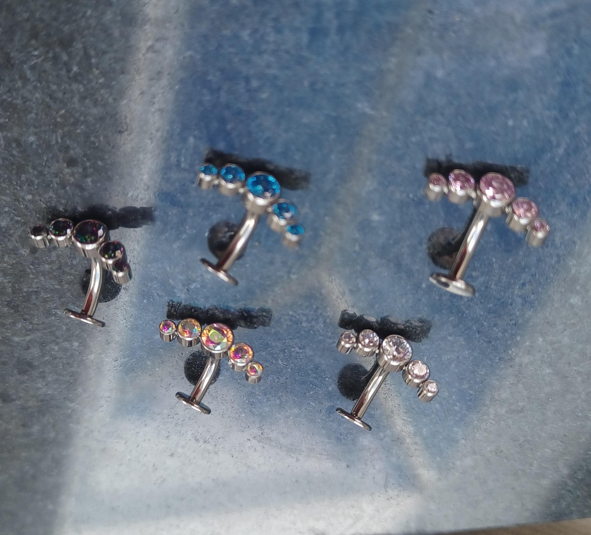 Beautiful Implant Grade Titanium Belly Bar Floating Crystal Threadless ...