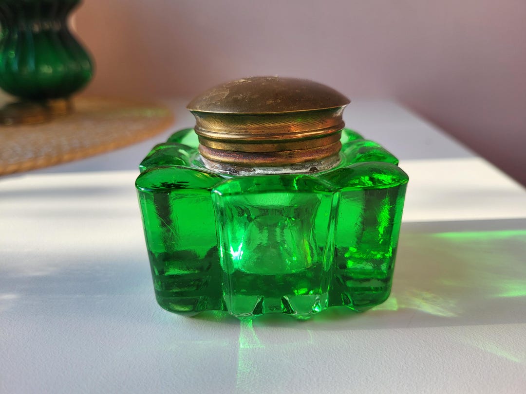 Antique Inkwell Green Molded Glass Copper/brass Lid Top Square Cut ...
