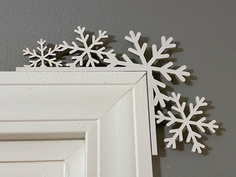 Snowflake Door Corner| Left or Right Side - Etsy