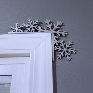 Snowflake Door Corner| Left or Right Side - Etsy