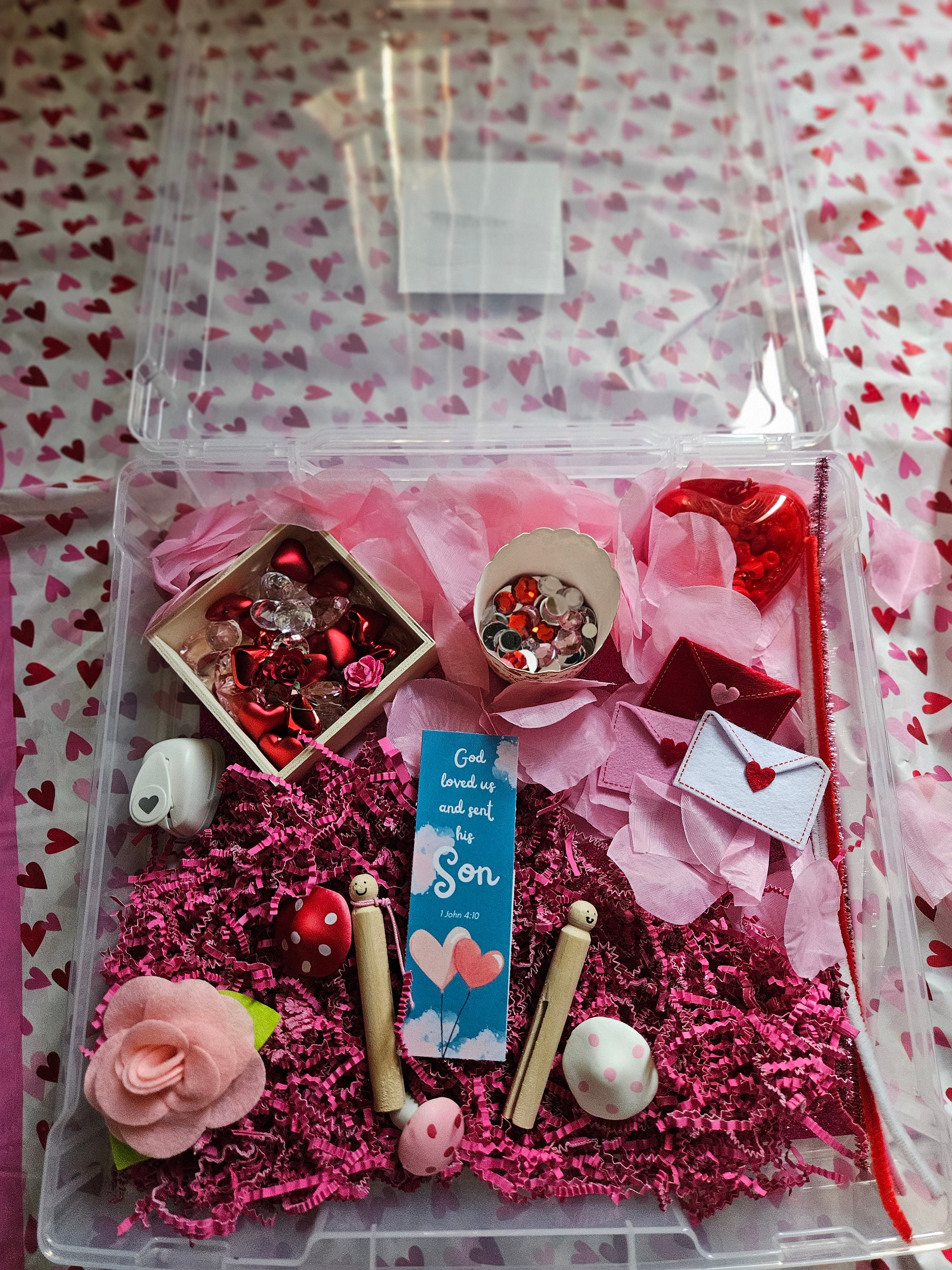 Valentines Day Sensory Bin, Montessori Loose Parts, Preschool Sensory ...
