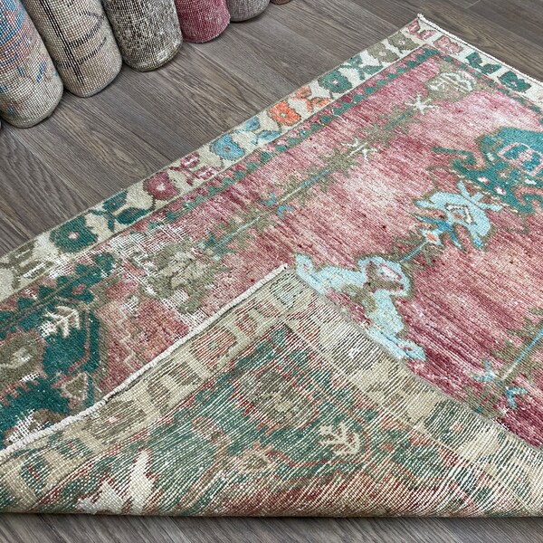 Burgundy Green Rug - Etsy UK