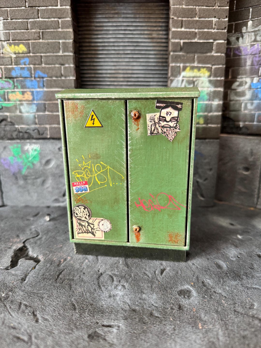 Roadside BT Electrical Cabinet Diorama Accessory for 1:12 Scale Action ...