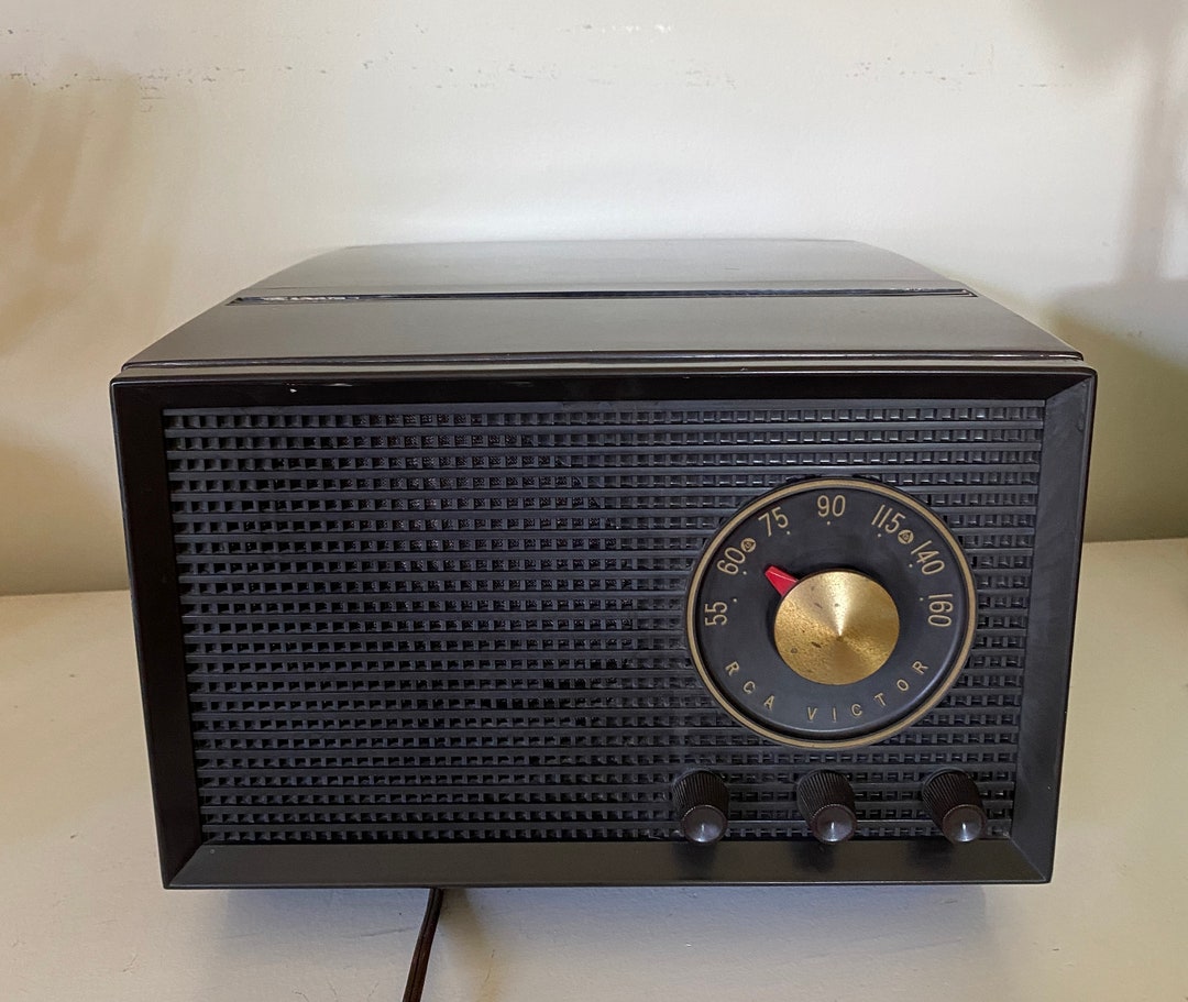 Vintage RCA Victor "victrola" Phonograph-radio Combo 1954 (radio Works ...