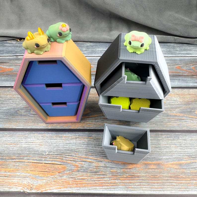 Tiny Frogs 3D Printed Figures - Etsy