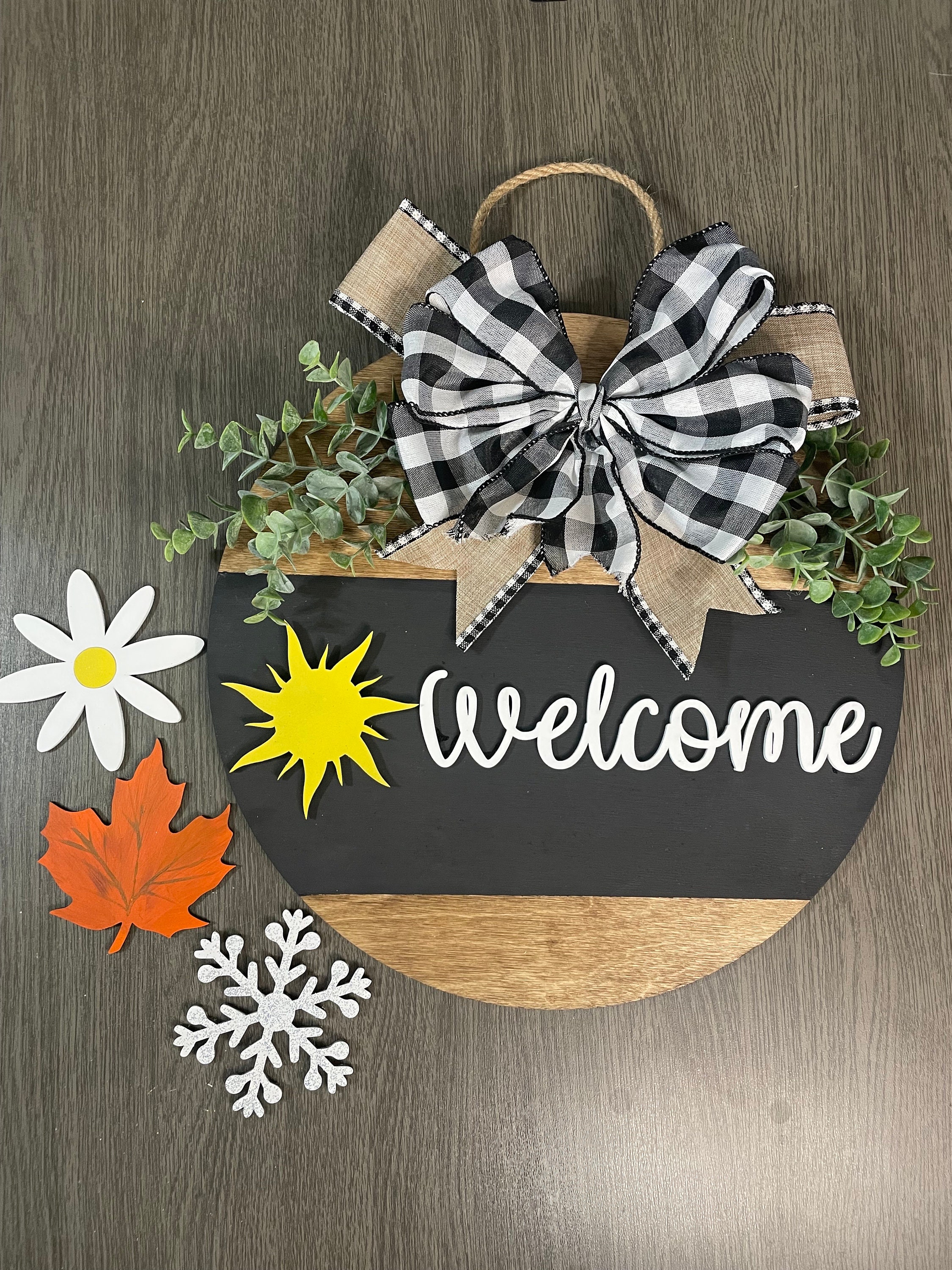 Interchangeable Holiday Welcome Door Hanger, Magnet Door Hanger Welcome ...