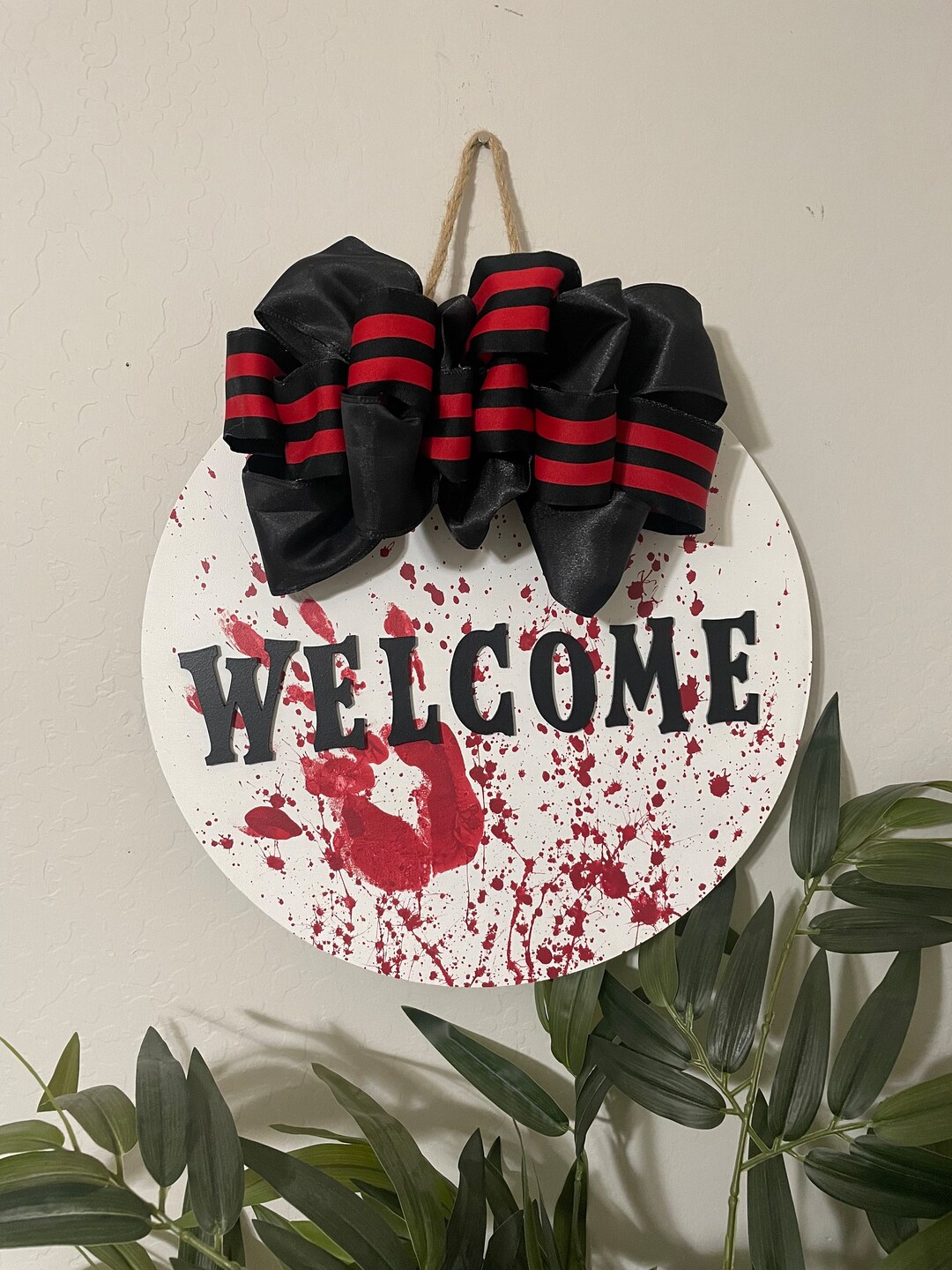 Welcome Bloody Handprint Door Hanger Halloween Front Door Decor ...