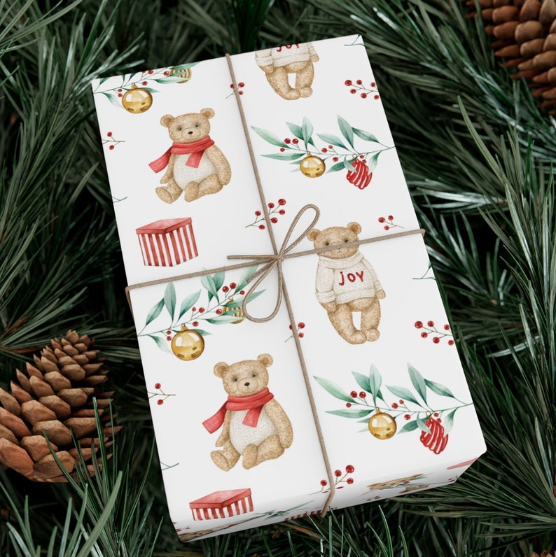 Classic Christmas Wrapping Paper Roll, Nostalgic Holiday Gift Wrap ...