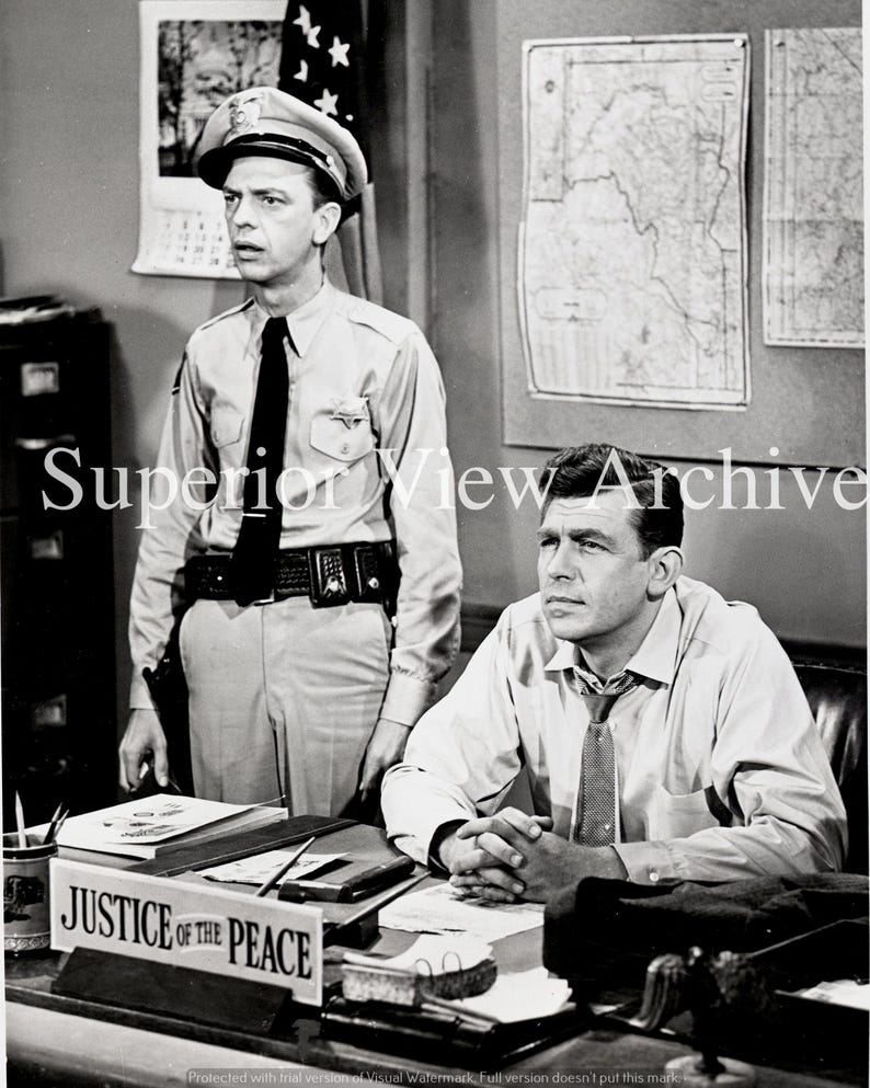 Andy Griffith Show Andy in Mayberry Barney Fife and Sheriff Andy Taylor ...