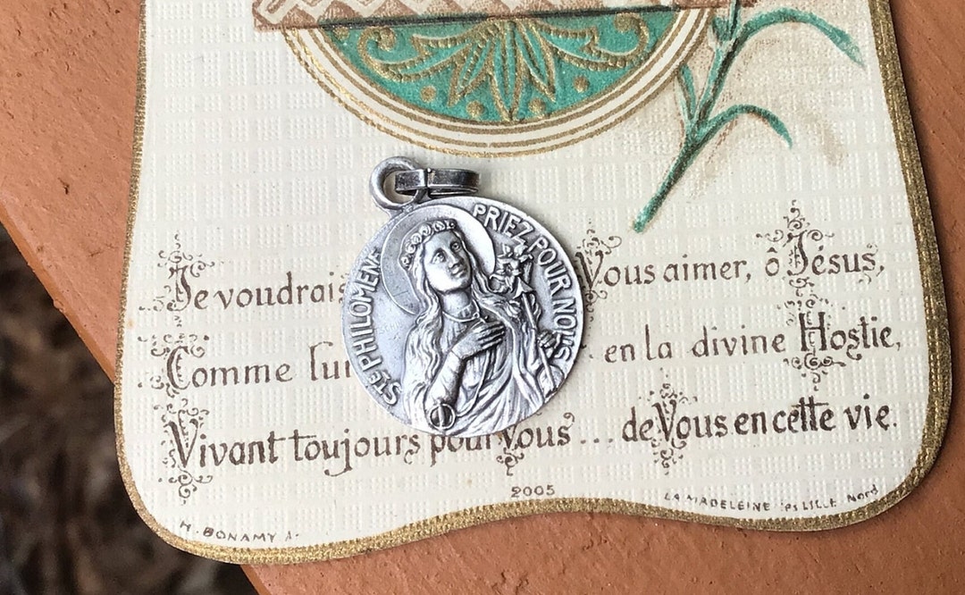 Vintage French Saint Philomena Medal, Silvered or Plated - Etsy