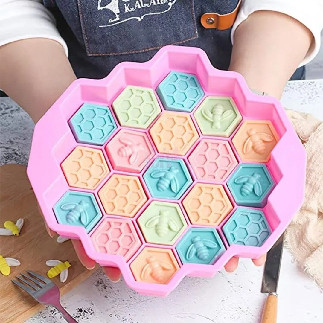 Honeycomb Silicone Mold, Chocolate and Candle Mold, Soap & Plaster DIY ...