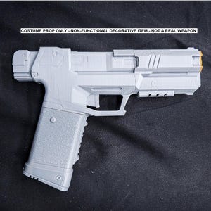 Rebecca Cosplay Prop | Cyberpunk | Militech M-76e Omaha X2 - Etsy