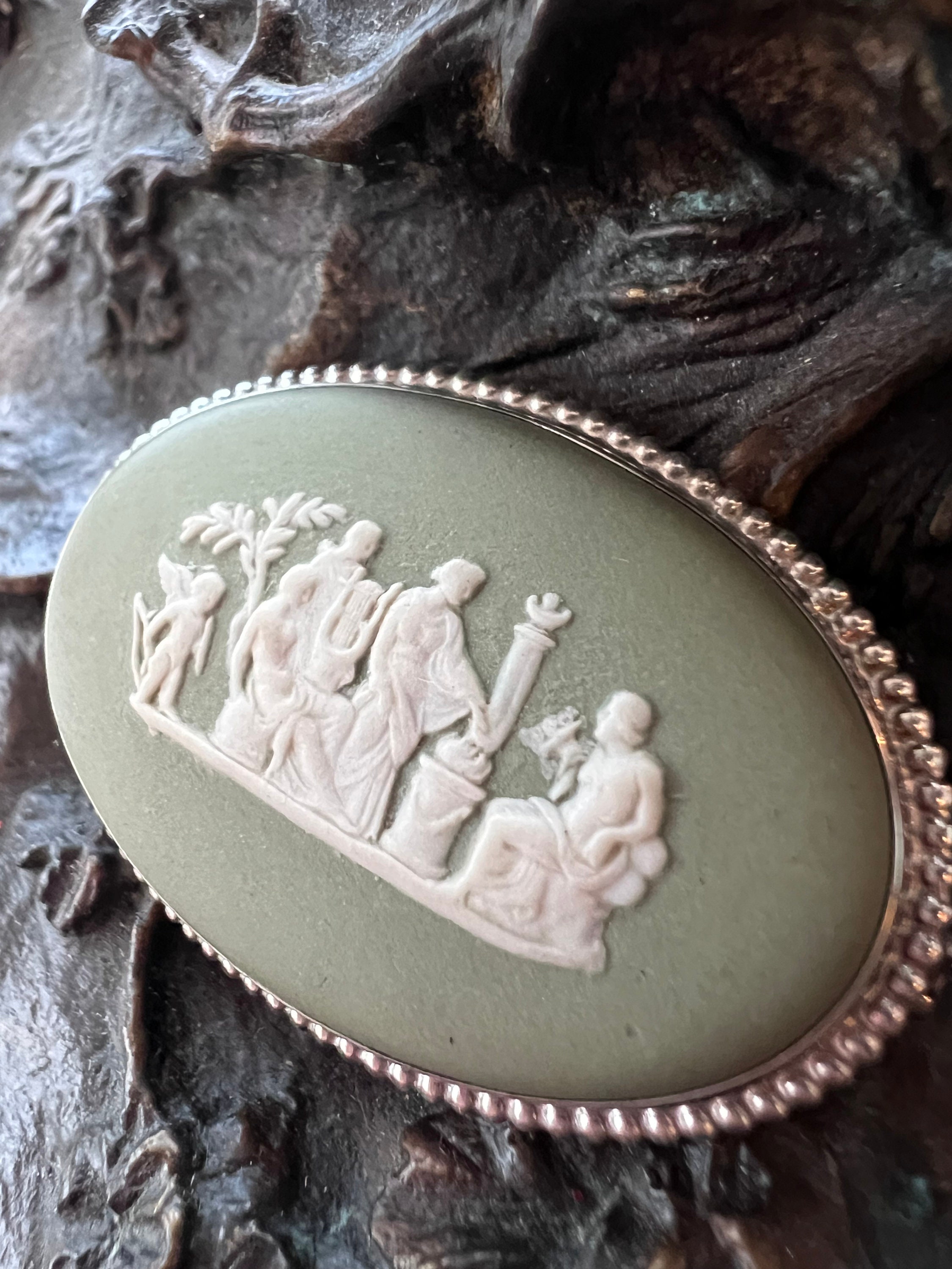 Vintage Wedgwood Pastel Green Jasperware Cameo. Brooch. Circa 1973 - Etsy