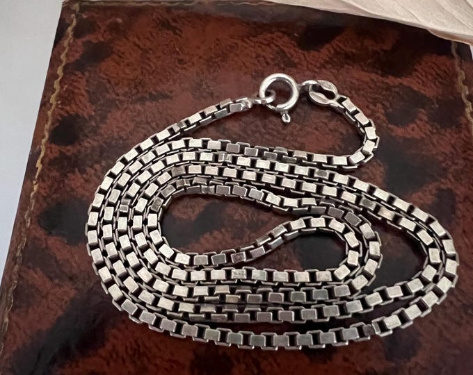 A Vintage Sterling Silver Italian Box Link Chain. 18 Inches - Etsy