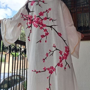 Beautiful White Kimono With Felt Floral Pattern / Vintage Womens ...