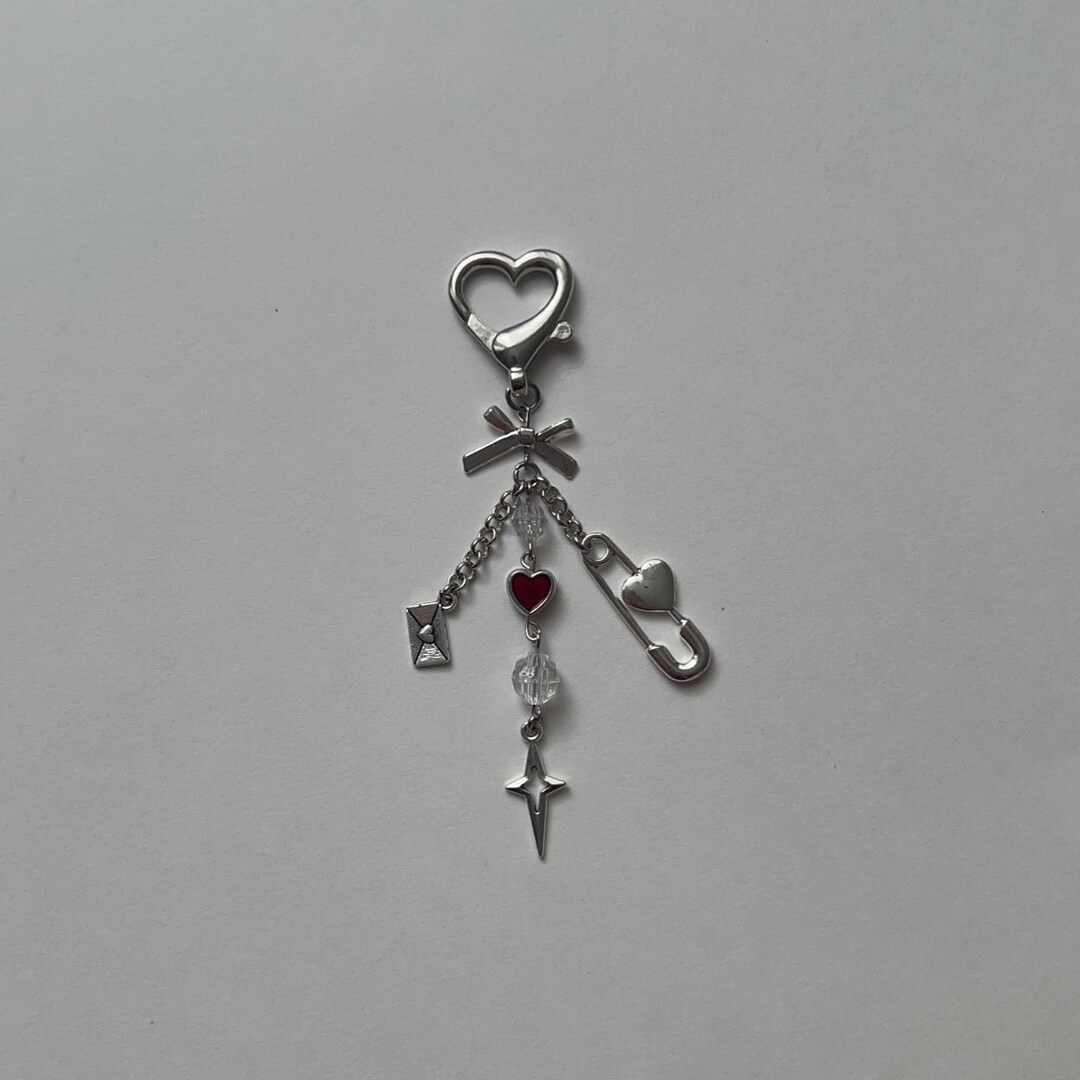 Silver Staple Heart Dangle Keychain, Luxury Beaded Pearls Bow Charm ...