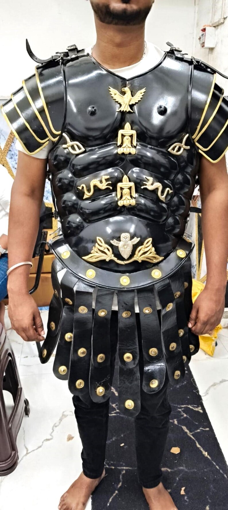 Halloween Medieval Roman Black Muscle Armor - Knight Greek Gladiator ...