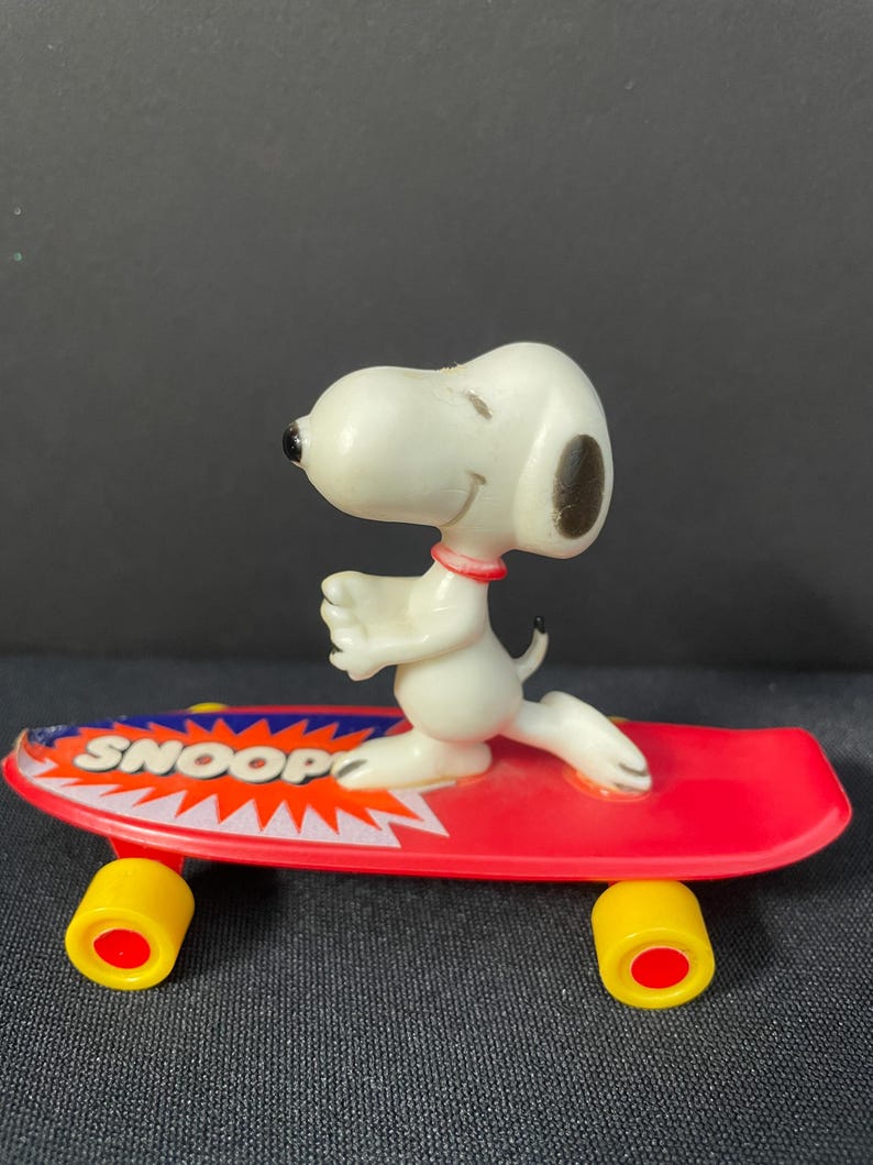 Vintage Retro Plastic Peanuts Snoopy Skateboarding Summer Fun Toy - Etsy