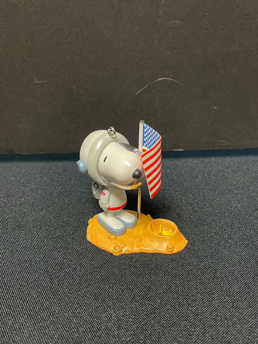 Hallmark Keepsake Spaceman Snoopy Ornament Astronaut American Flag Moon ...