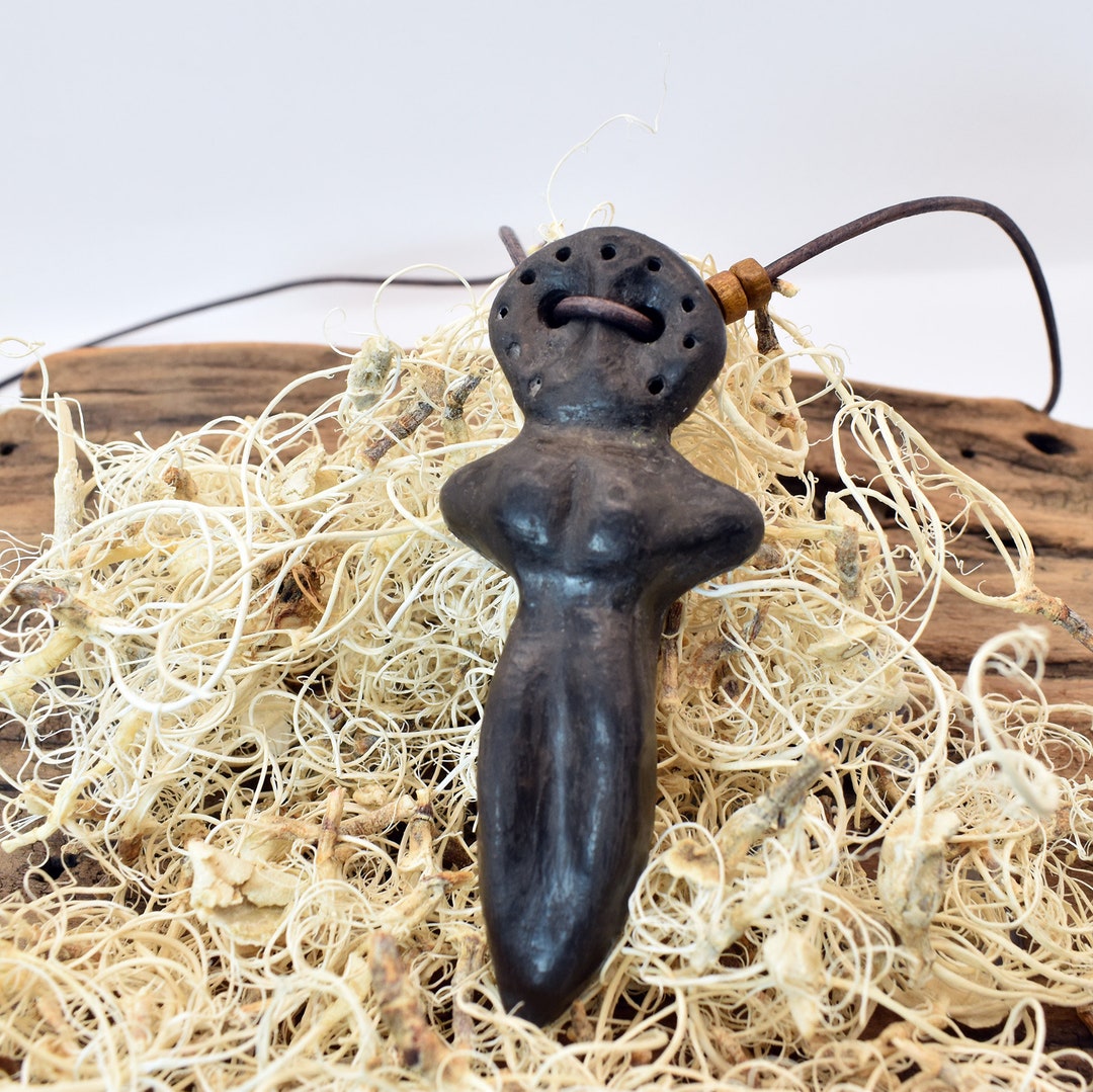Venus Goddess of Fertility Goddess Handmade Pendant Amulet - Etsy
