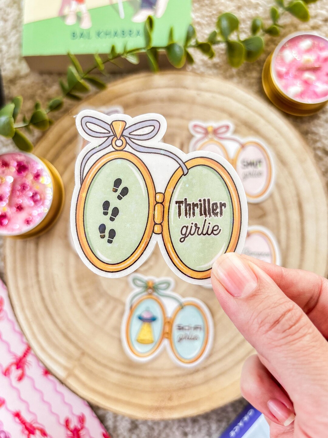 Thriller Necklace Sticker Bookish Vinyl Sticker Green Kindle Decor ...