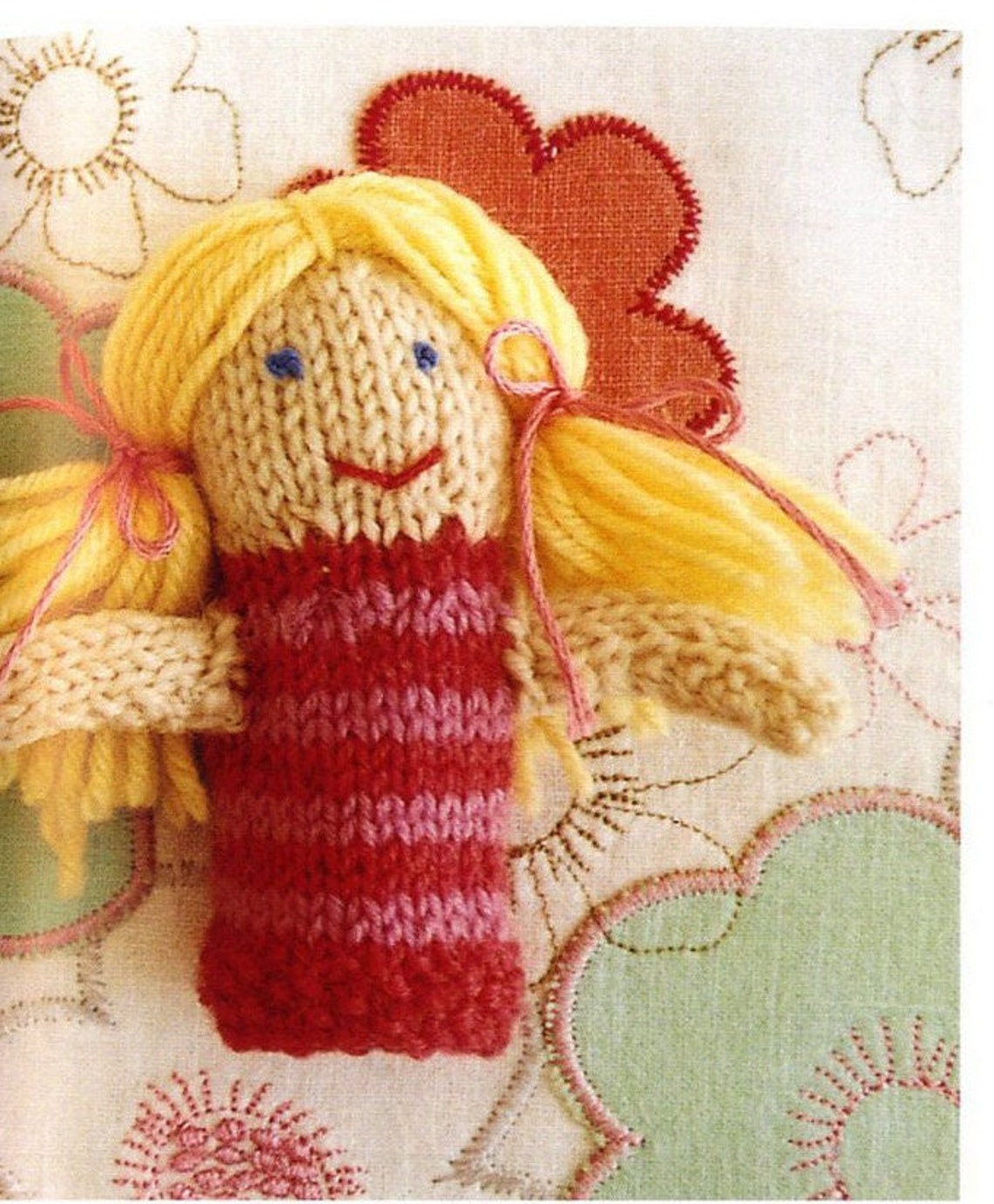 4 Pick-a-puppets Knitting PATTERN Easy Finger Puppets Goldilocks Girl ...