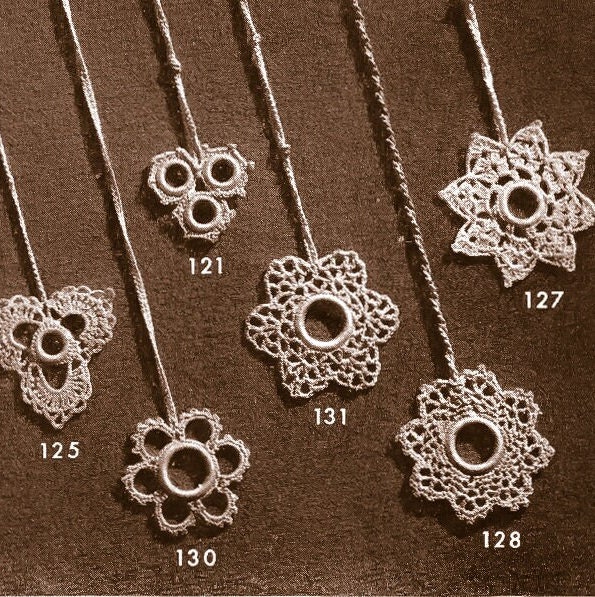 Vintage 40s CROCHET PATTERN 12 Curtain Pulls Tassel Flowers Snowflake ...