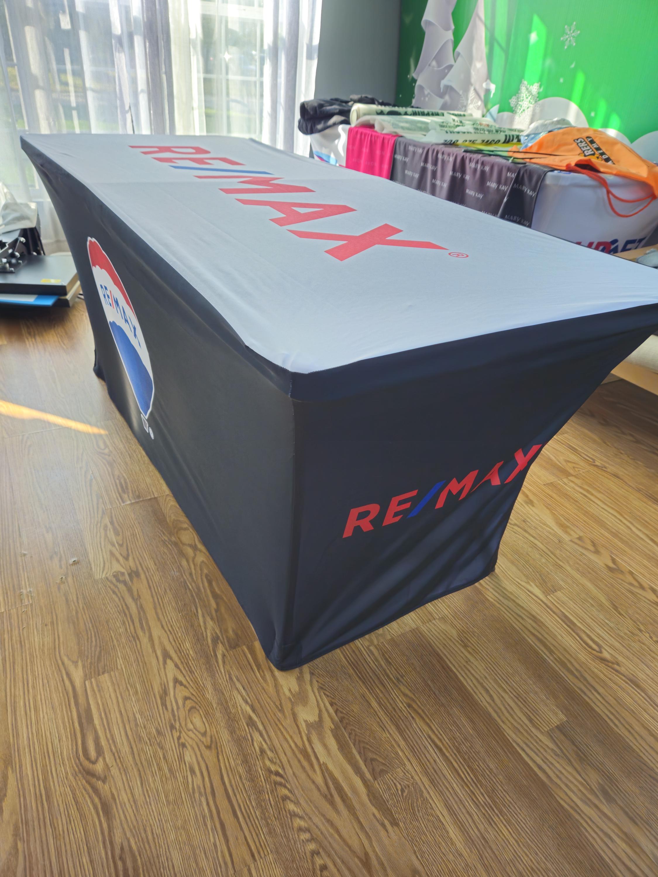 REMAX Table Cover 6 Feet - Etsy