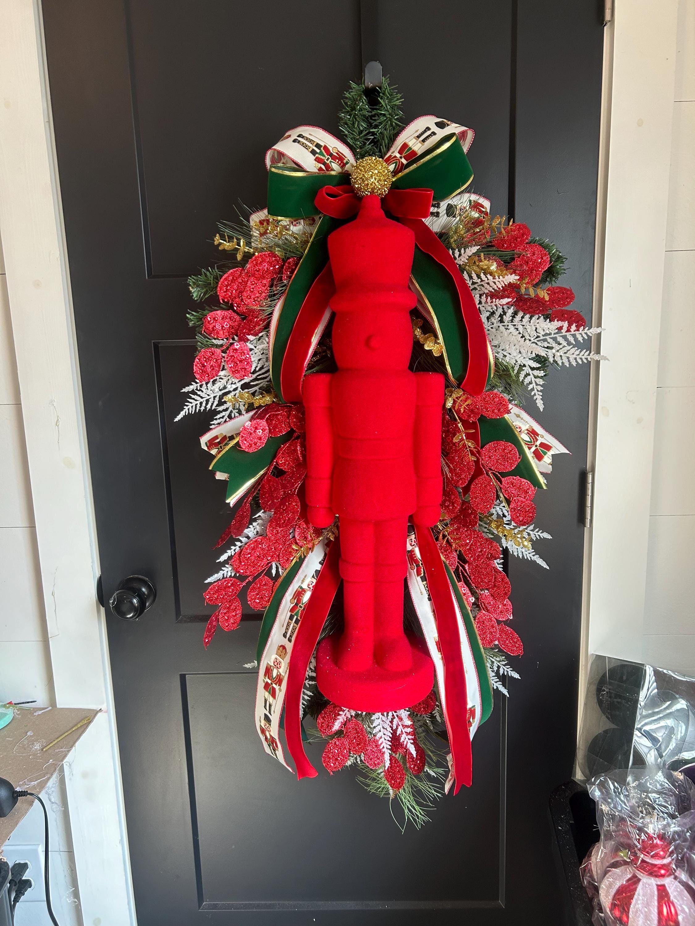Extra Large Nutcracker Wreath. Xl Red Nutcracker Swag, Christmas ...