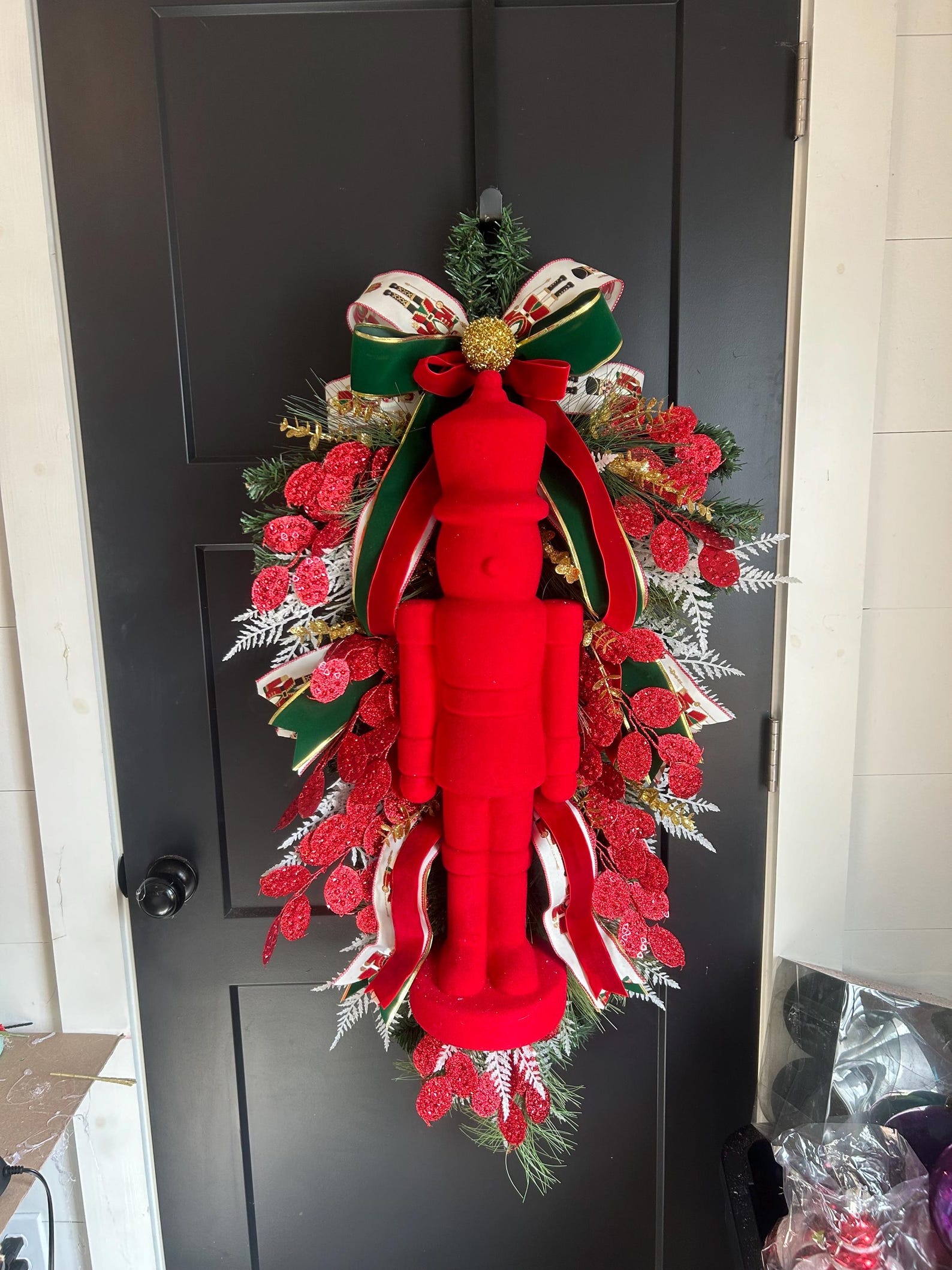 Extra Large Nutcracker Wreath. Xl Red Nutcracker Swag, Christmas ...
