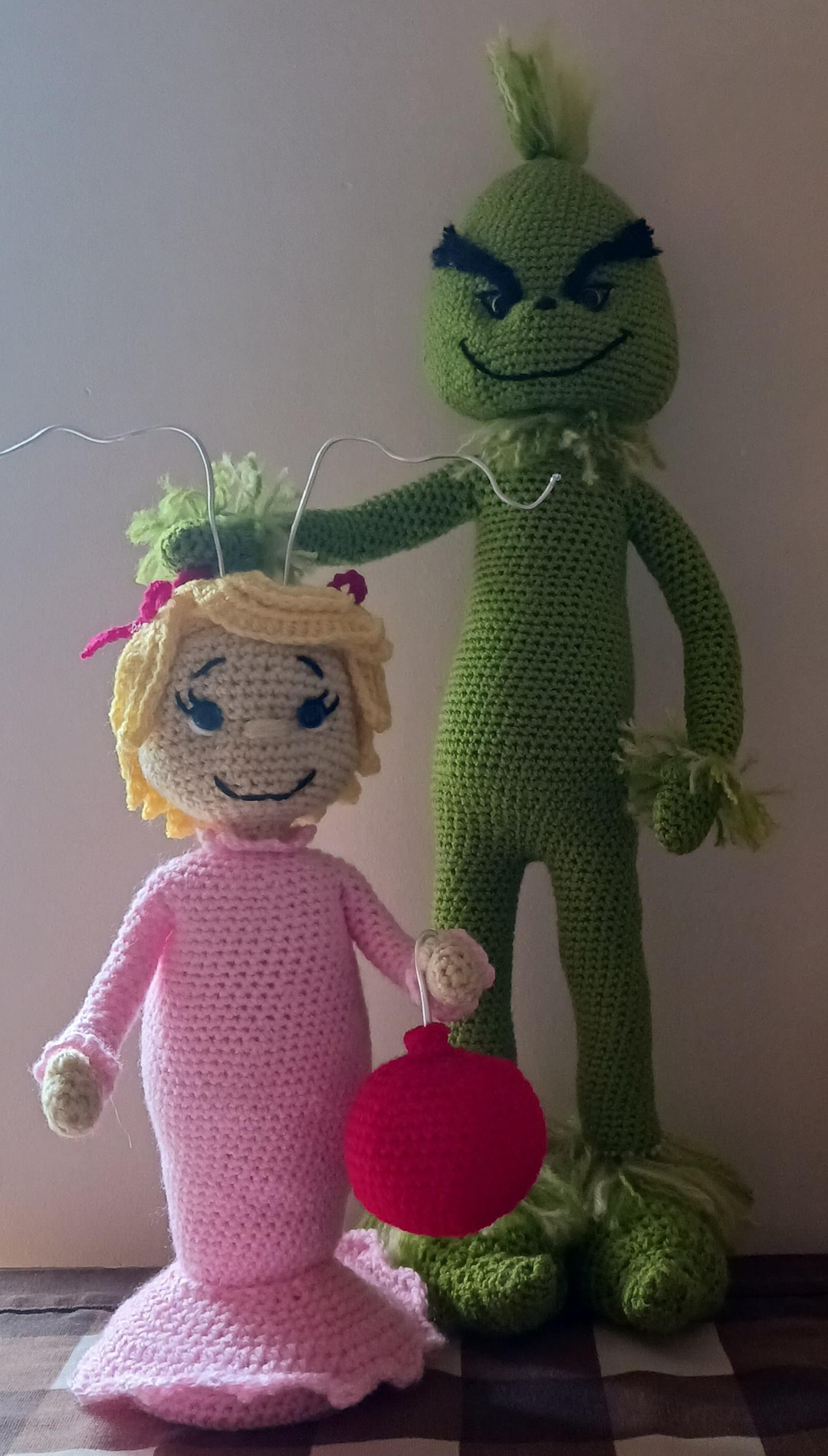 Grinch and Cindy Lou Hoo Inspired Crochet Dolls - Etsy