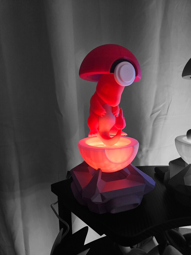 Charmander Pokemon in Pokeball RGB LED Nightlamp - Etsy