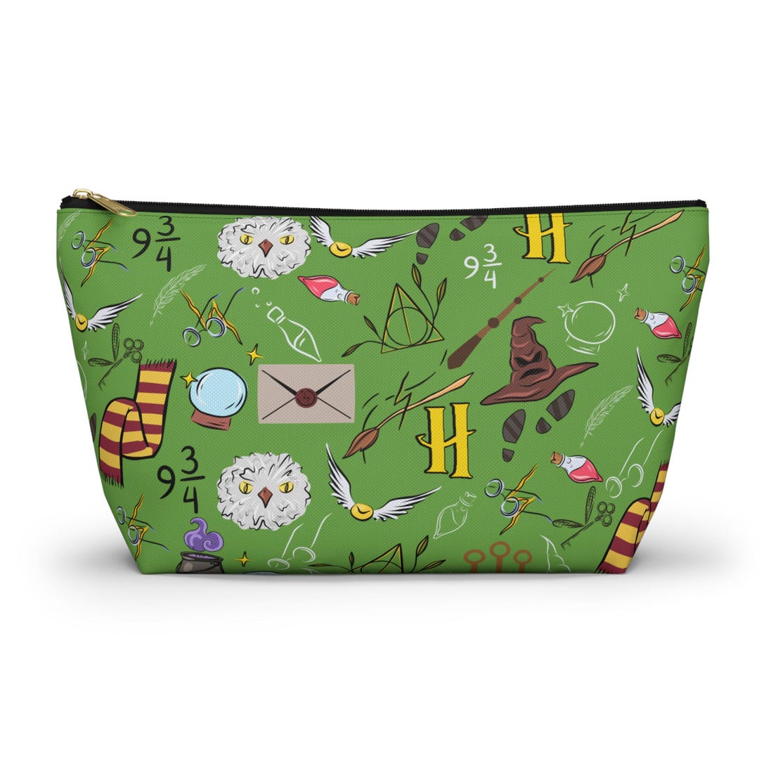 Hogwarts Magic Pouch | Harry Potter-themed Bag for Wands, Spells, and ...