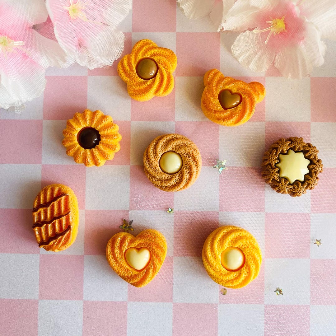 Danish Sugar Cookies Fridge Magnets, Cute Royal Danish Butter Cookies ...