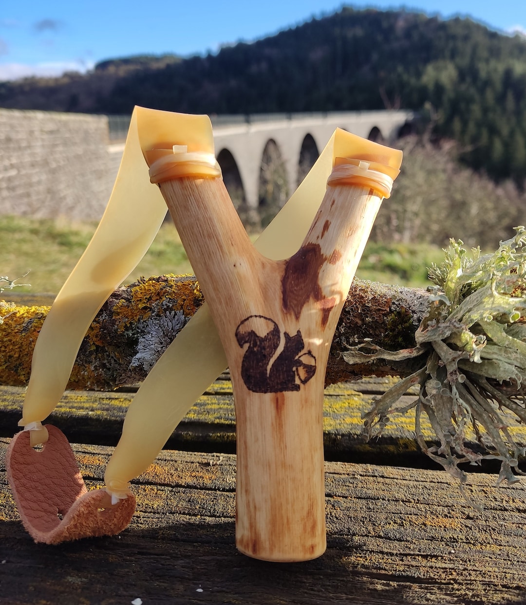 Traditional Chestnut Wood Slingshot the Nutcracker, Slingshot, Catapult ...