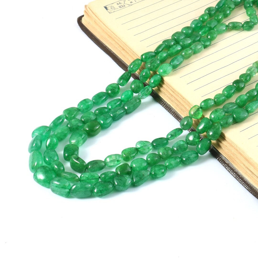 Natural Emerald Smooth Nugget Beads Necklace Green Emerald Nugget Shape ...