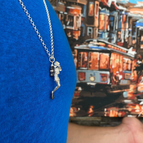 Diving Necklace - Etsy UK