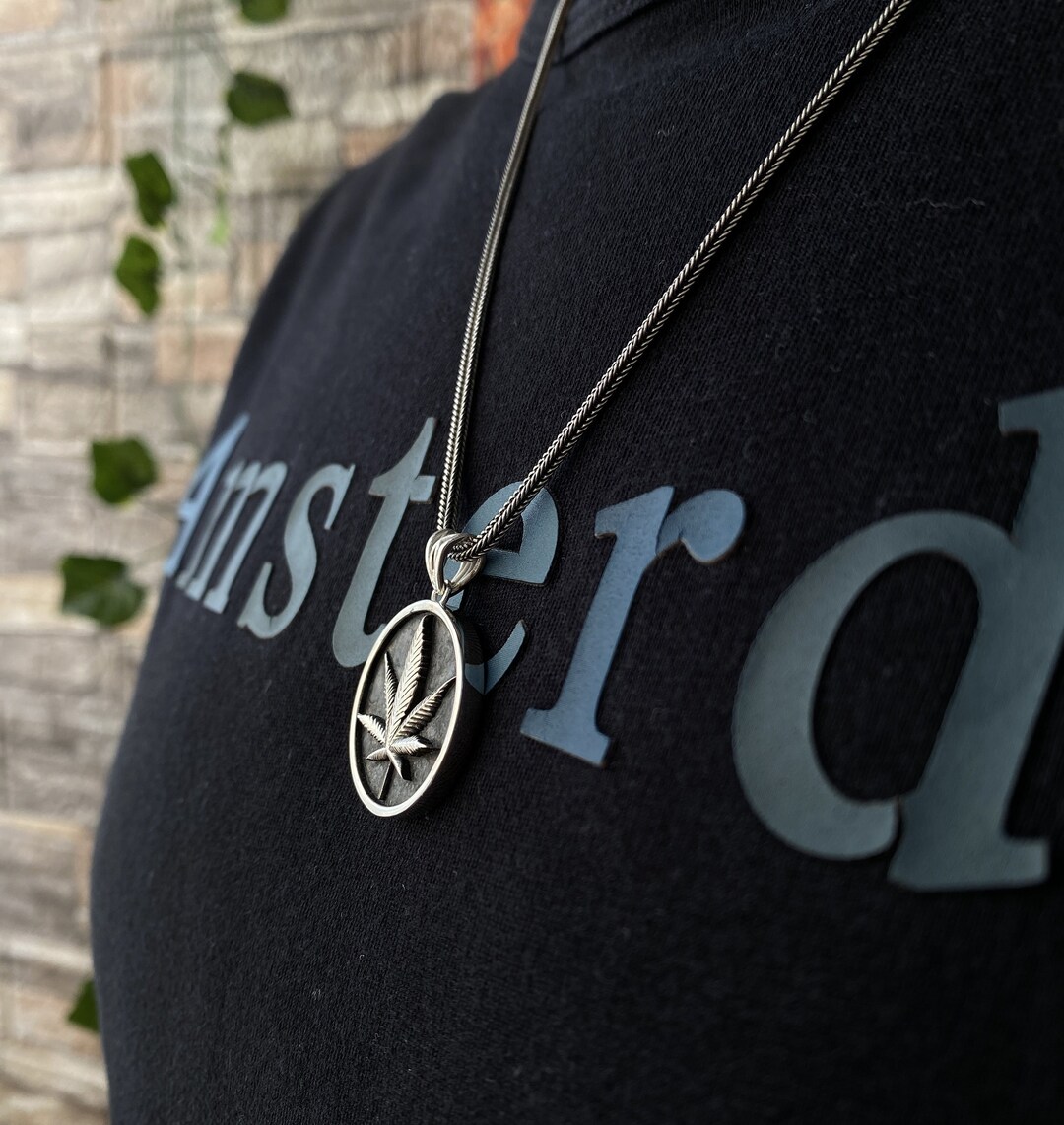 Silver Men's Silver Cannabis Leaf Necklace, Personalized Unisex ...
