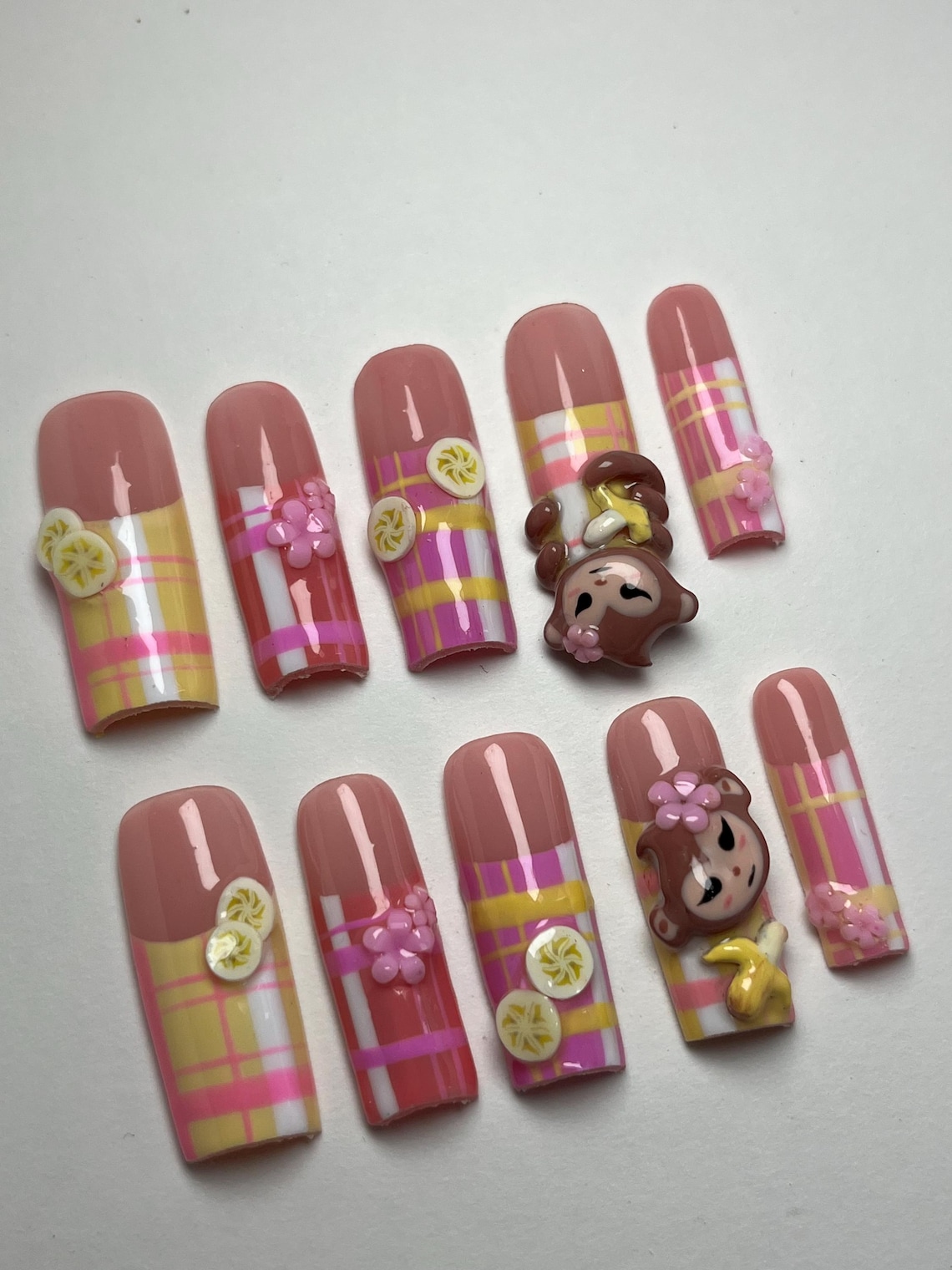 Viral Monkey Plaid Nails| Sculpture Nails| Press on Nails|handmade ...